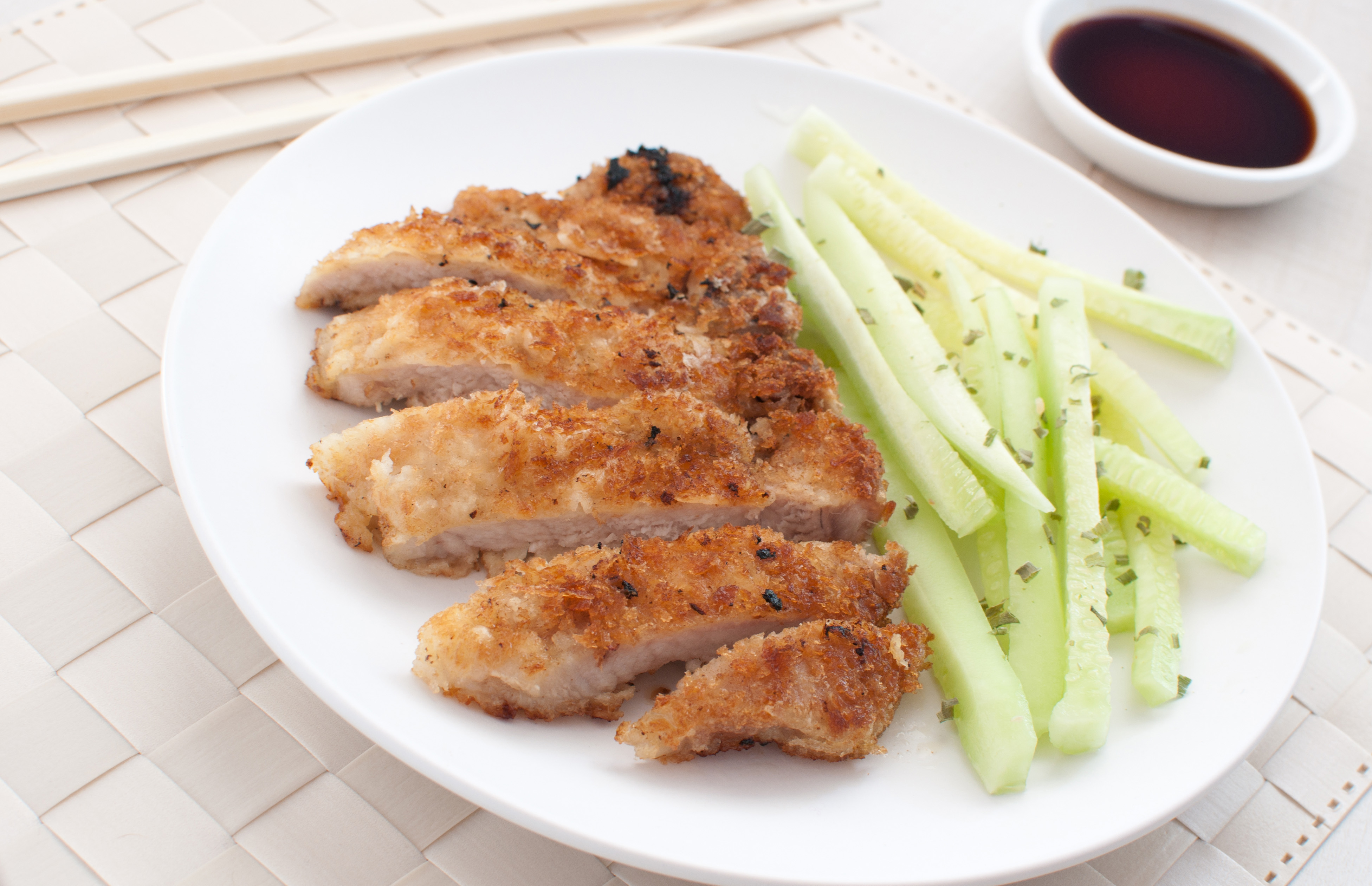 Crunchy Breaded Chicken with a Yogurt Twist | La Yogurt Probiotic